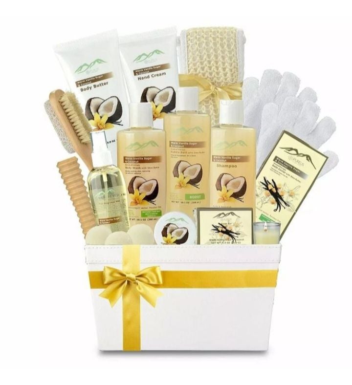Deluxe 20 Piece Bath And Body Gift Basket | Marketplace | 1800Flowers